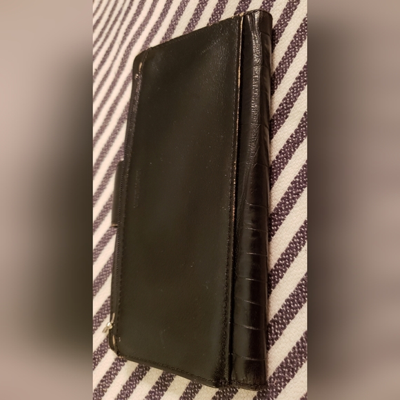 Fossil | Bags | Fossil Genuine Leather Croc Embossed Checkbook Wallet ...